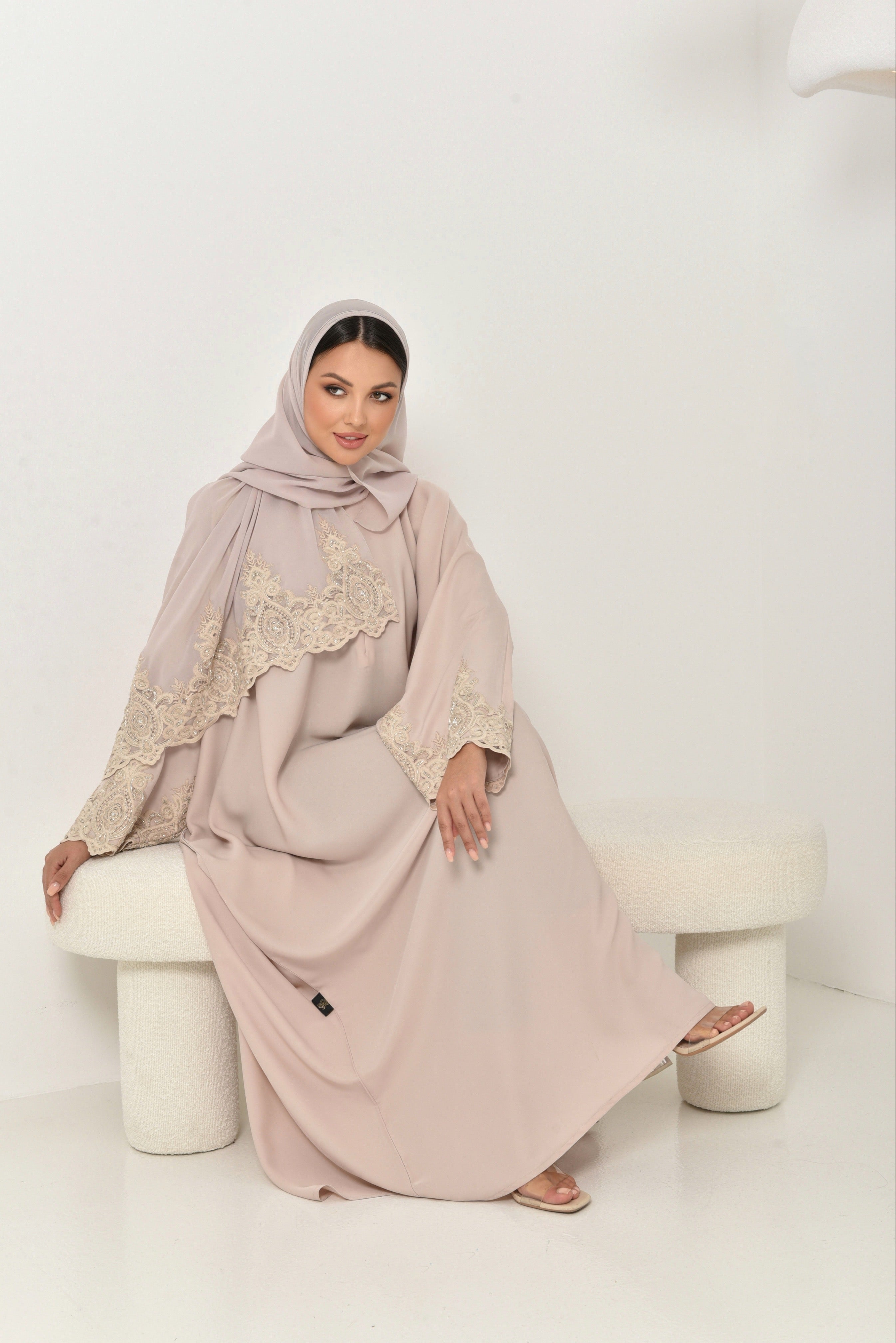 5 Must-Have Abayas for Every Wardrobe – BY MARLENA